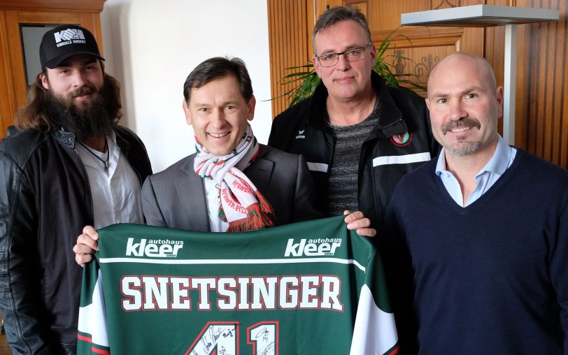 HEV-Delegation zu Besuch im Rathaus | halloherne.de