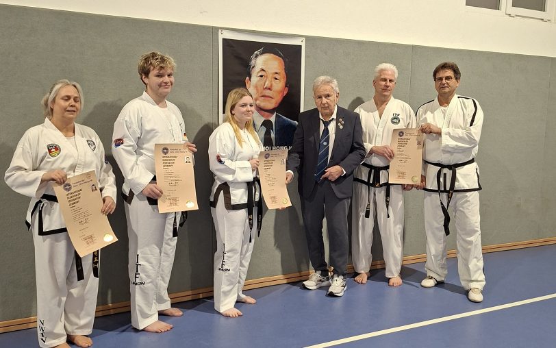 Erfolgreiche ITF-Germany-Dan-Prüfung | halloherne.de