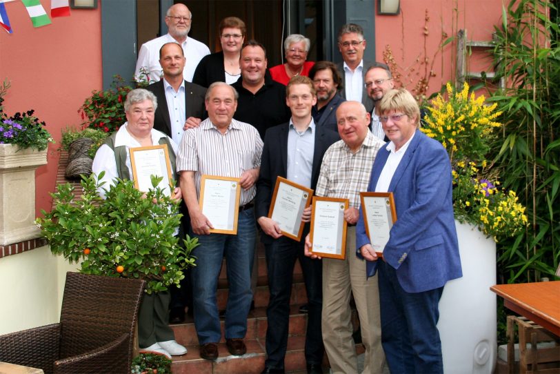 Lions ehren Nothelfer | halloherne.de