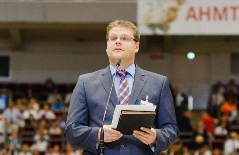 Laienprediger für 10.000 | halloherne.de